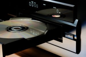 How To Clean a CD Player – Ultimate Guide You Must Know - Music ...