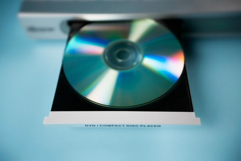 How To Clean a CD Player – Ultimate Guide You Must Know - Music ...